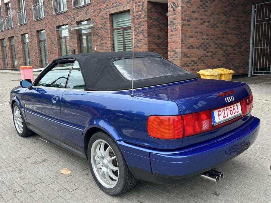 Zils Audi Cabriolet 1994 Viļņa, ar dzinēja tilpumu 2.77 L un nobraukumu 153 tūkst. km par 5800 €, foto 9 vietnē AUTOMOTO.COM.LV