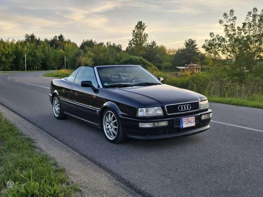 Blue Audi Cabriolet 1995 in Vilnius, with an engine capacity of 2.60 L and mileage of 260 thousand km for 4750 €, photo 1 on AUTOMOTO.COM.LV