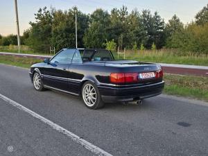 Blue Audi Cabriolet 1995 in Vilnius, with an engine capacity of 2.60 L and mileage of 260 thousand km for 4750 €, photo 5 on AUTOMOTO.COM.LV