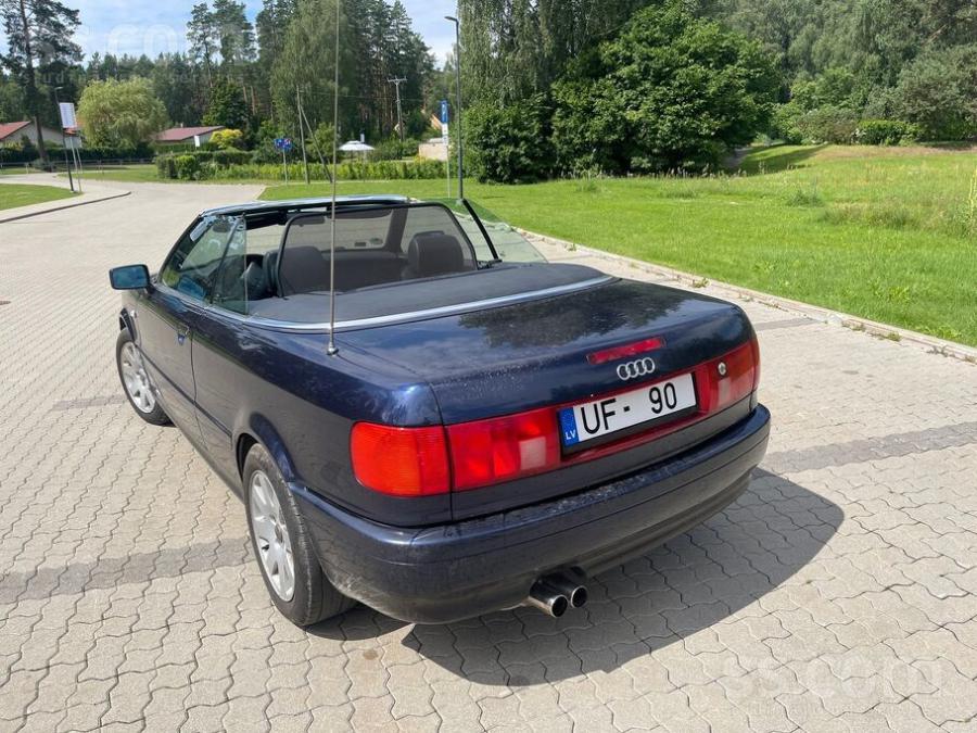 Синий Ауди Cabriolet 1997 в Рига, объемом двигателя 2.60 л и пробегом 222 тыс. км за 6500 €, фото 5 на AUTOMOTO.COM.LV