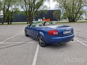Zils Audi Cabriolet 2002 Rīga, ar dzinēja tilpumu 2.40 L un nobraukumu 323 tūkst. km par 4200 €, foto 4 vietnē AUTOMOTO.COM.LV