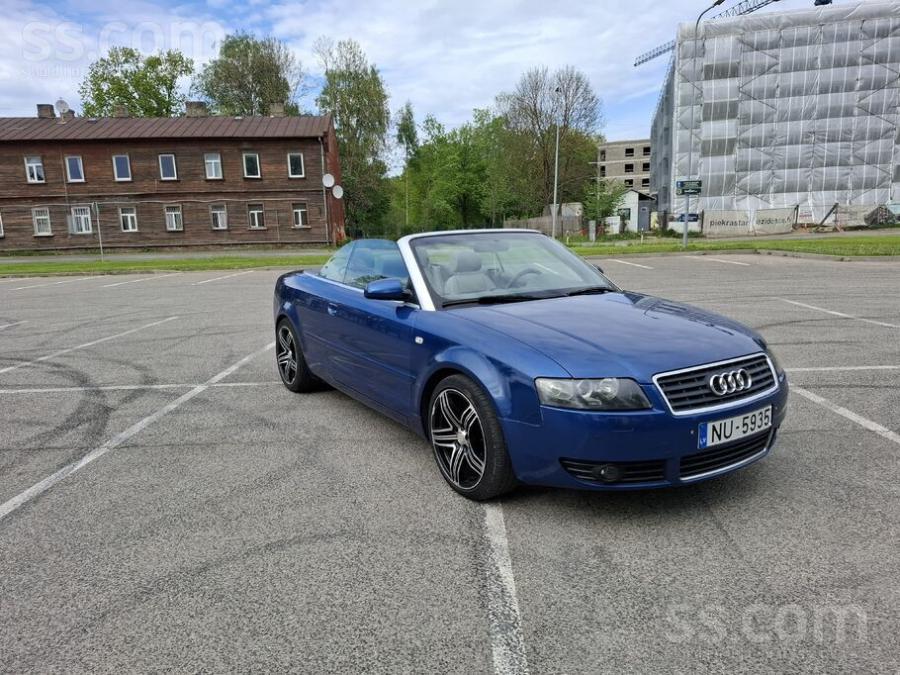 Zils Audi Cabriolet 2002 Rīga, ar dzinēja tilpumu 2.40 L un nobraukumu 323 tūkst. km par 4200 €, foto 6 vietnē AUTOMOTO.COM.LV