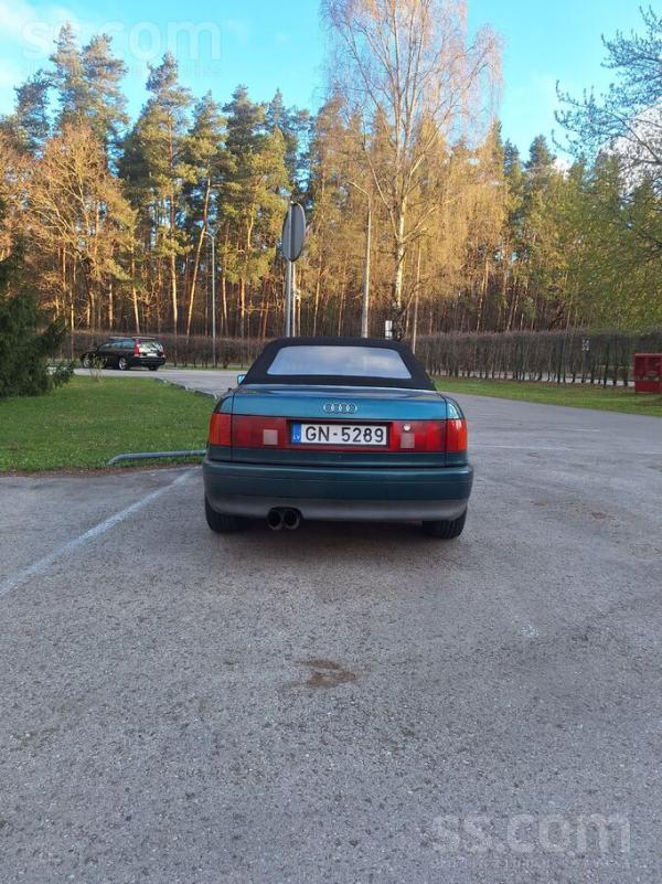 Green Audi Cabriolet 1992 in Riga, with an engine capacity of 2.30 L and mileage of 264 thousand km for 3900 €, photo 7 on AUTOMOTO.COM.LV