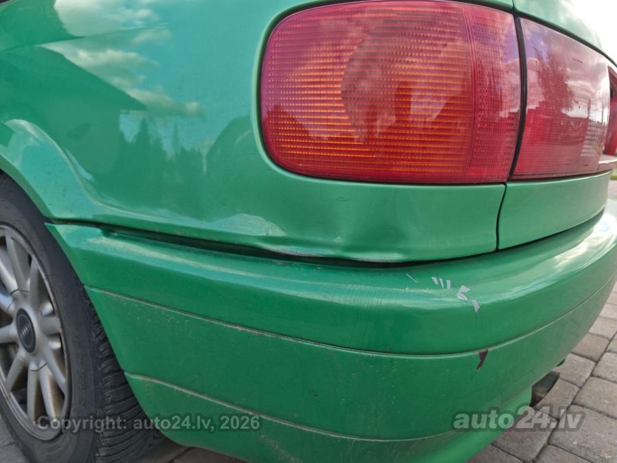 Zaļš Audi Cabriolet 1996 Tallina, ar dzinēja tilpumu 1.80 L un nobraukumu 225 tūkst. km par 5990 €, foto 23 vietnē AUTOMOTO.COM.LV
