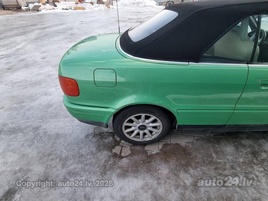 Zaļš Audi Cabriolet 1996 Tallina, ar dzinēja tilpumu 1.80 L un nobraukumu 225 tūkst. km par 5990 €, foto 24 vietnē AUTOMOTO.COM.LV