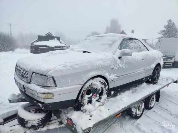Grey Audi Cabriolet 1993 in Klaipeda, with an engine capacity of 2.00 L and mileage of 155 thousand km for 1650 €, photo 5 on AUTOMOTO.COM.LV