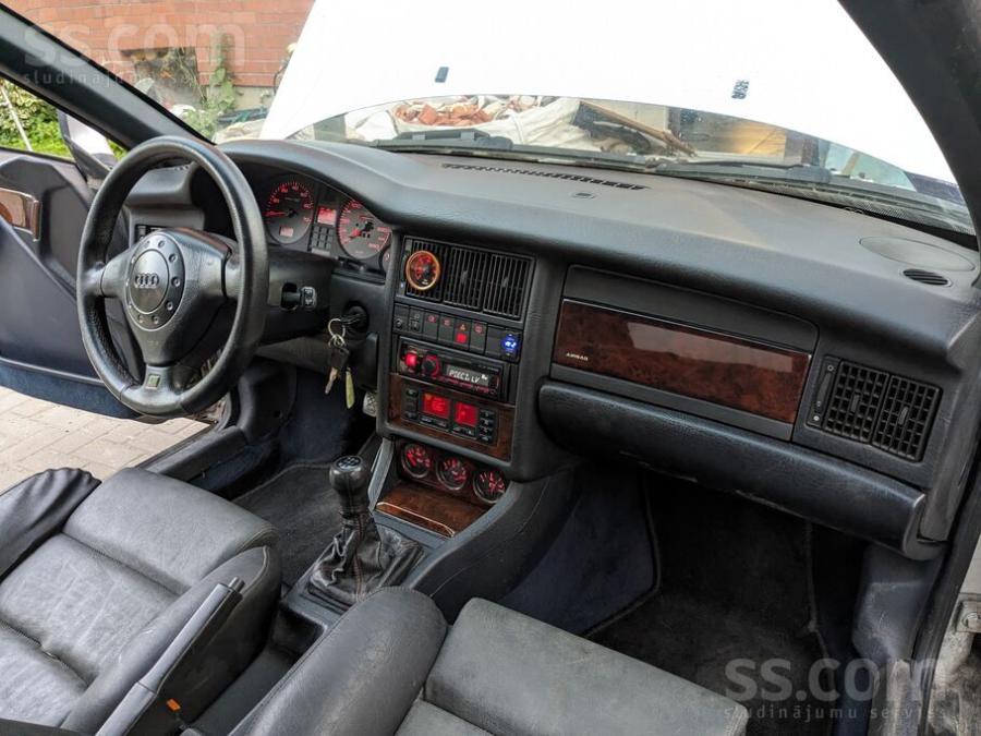 Серый Ауди Cabriolet 1993 в Рига, объемом двигателя 1.80 л и пробегом 300 тыс. км за 4500 €, фото 8 на AUTOMOTO.COM.LV