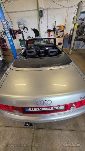 Pelēks Audi Cabriolet 1993 Tallina, ar dzinēja tilpumu 2.30 L un nobraukumu 0 tūkst. km par 4400 €, foto 10 vietnē AUTOMOTO.COM.LV