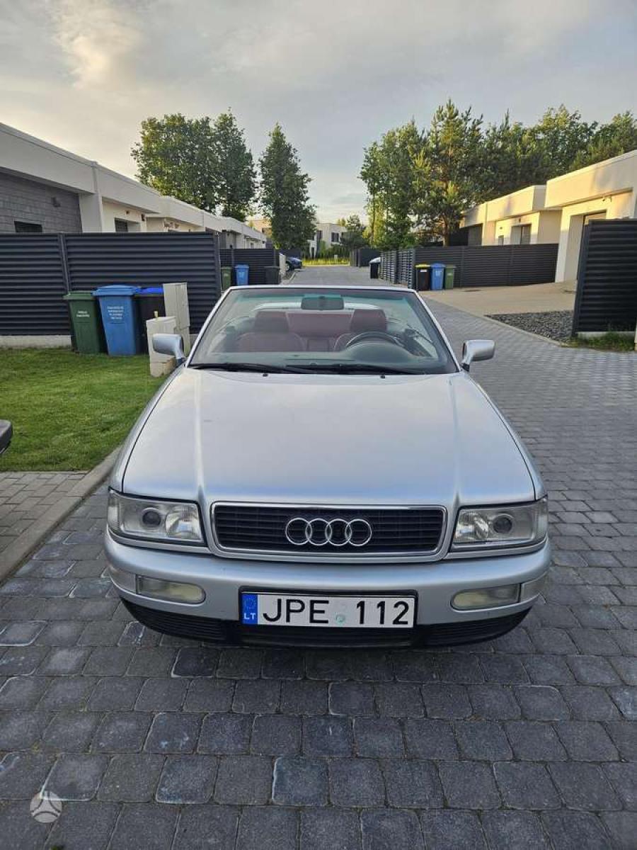 Grey Audi Cabriolet 1999 in Vilnius, with an engine capacity of 2.60 L and mileage of 183 thousand km for 5900 €, photo 10 on AUTOMOTO.COM.LV