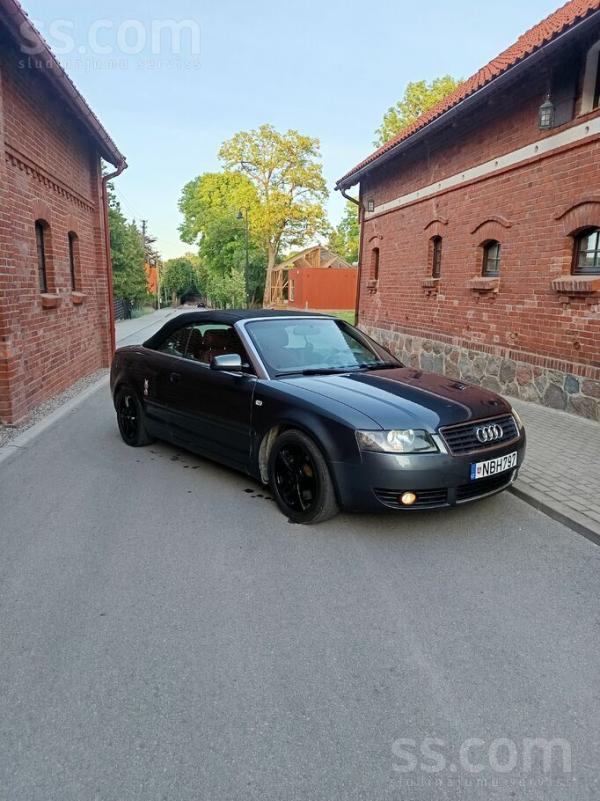 Pelēks Audi Cabriolet 2002 Rīga, ar dzinēja tilpumu 2.40 L un nobraukumu 0 tūkst. km par 5500 €, foto 4 vietnē AUTOMOTO.COM.LV