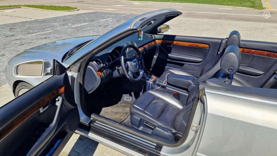 Pelēks Audi Cabriolet 2006 Klaipėda, ar dzinēja tilpumu 2.97 L un nobraukumu 280 tūkst. km par 3499 €, foto 6 vietnē AUTOMOTO.COM.LV