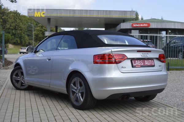Grey Audi Cabriolet 2008 in Tukums, with an engine capacity of 1.80 L and mileage of 106 thousand km for 5895 €, photo 5 on AUTOMOTO.COM.LV