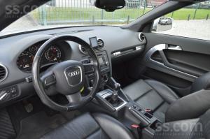 Grey Audi Cabriolet 2008 in Tukums, with an engine capacity of 1.80 L and mileage of 106 thousand km for 5895 €, photo 13 on AUTOMOTO.COM.LV
