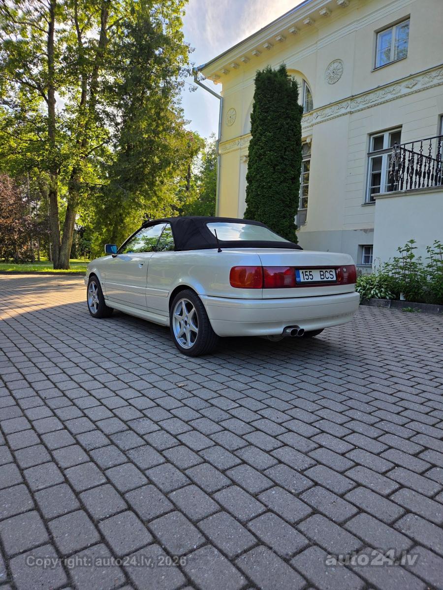 White Audi Cabriolet 1995 in Tallinn, with an engine capacity of 2.60 L and mileage of 0 thousand km for 4600 €, photo 15 on AUTOMOTO.COM.LV