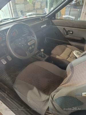 Balts Audi Coupe 1987 Rīga, ar dzinēja tilpumu 0.00 L un nobraukumu 373 tūkst. km par 3300 €, foto 3 vietnē AUTOMOTO.COM.LV