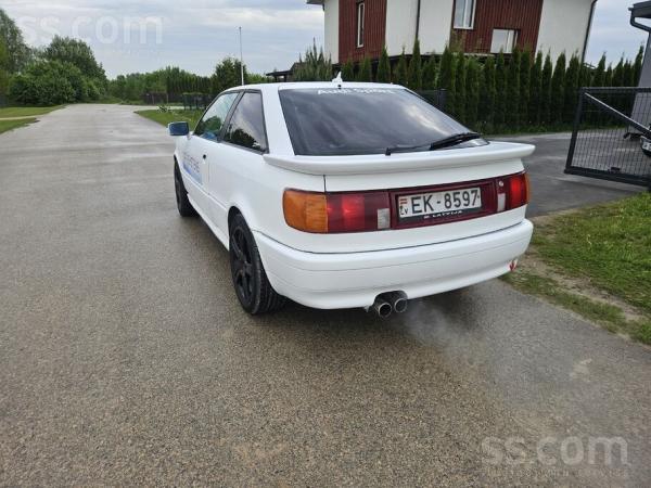 Белый Ауди Купе 1989 в Рига, объемом двигателя 2.10 л и пробегом 300 тыс. км за 5000 €, фото 3 на AUTOMOTO.COM.LV