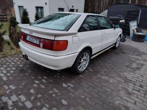 White Audi Coupe 1989 in Vilnius, with an engine capacity of 1.98 L and mileage of 250 thousand km for 2499 €, photo 4 on AUTOMOTO.COM.LV