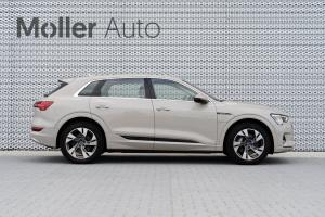 Beige Audi E-Tron 2020 in Marupe, with an engine capacity of 0.00 L and mileage of 144 thousand km for 29900 €, photo 6 on AUTOMOTO.COM.LV