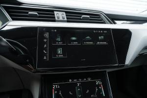 Beige Audi E-Tron 2020 in Marupe, with an engine capacity of 0.00 L and mileage of 144 thousand km for 29900 €, photo 24 on AUTOMOTO.COM.LV