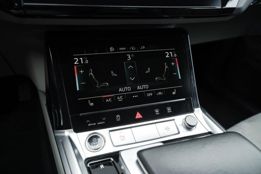 Beige Audi E-Tron 2020 in Marupe, with an engine capacity of 0.00 L and mileage of 144 thousand km for 29900 €, photo 26 on AUTOMOTO.COM.LV