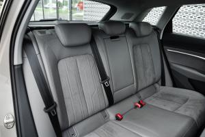 Beige Audi E-Tron 2020 in Marupe, with an engine capacity of 0.00 L and mileage of 144 thousand km for 29900 €, photo 28 on AUTOMOTO.COM.LV