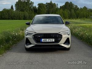 Smilšu krāsa Audi E-Tron 2022 Tallina, ar dzinēja tilpumu 0.00 L un nobraukumu 55 tūkst. km par 49900 €, foto 7 vietnē AUTOMOTO.COM.LV