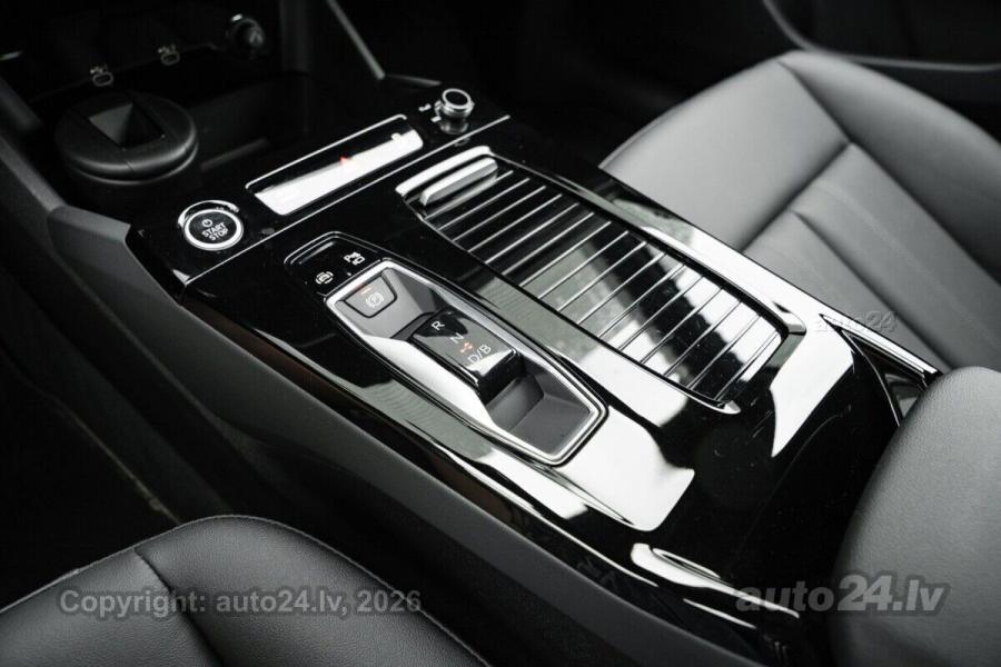 Smilšu krāsa Audi E-Tron 2025 Rīga, ar dzinēja tilpumu 0.00 L un nobraukumu 8 tūkst. km par 76757 €, foto 31 vietnē AUTOMOTO.COM.LV