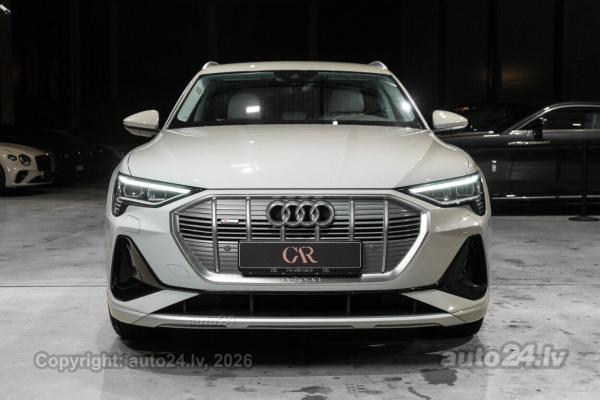 Beige Audi E-Tron 2021 in Valmiera, with an engine capacity of 0.00 L and mileage of 85 thousand km for 35000 €, photo 2 on AUTOMOTO.COM.LV