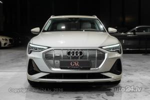 Smilšu krāsa Audi E-Tron 2021 Valmiera, ar dzinēja tilpumu 0.00 L un nobraukumu 85 tūkst. km par 35000 €, foto 2 vietnē AUTOMOTO.COM.LV