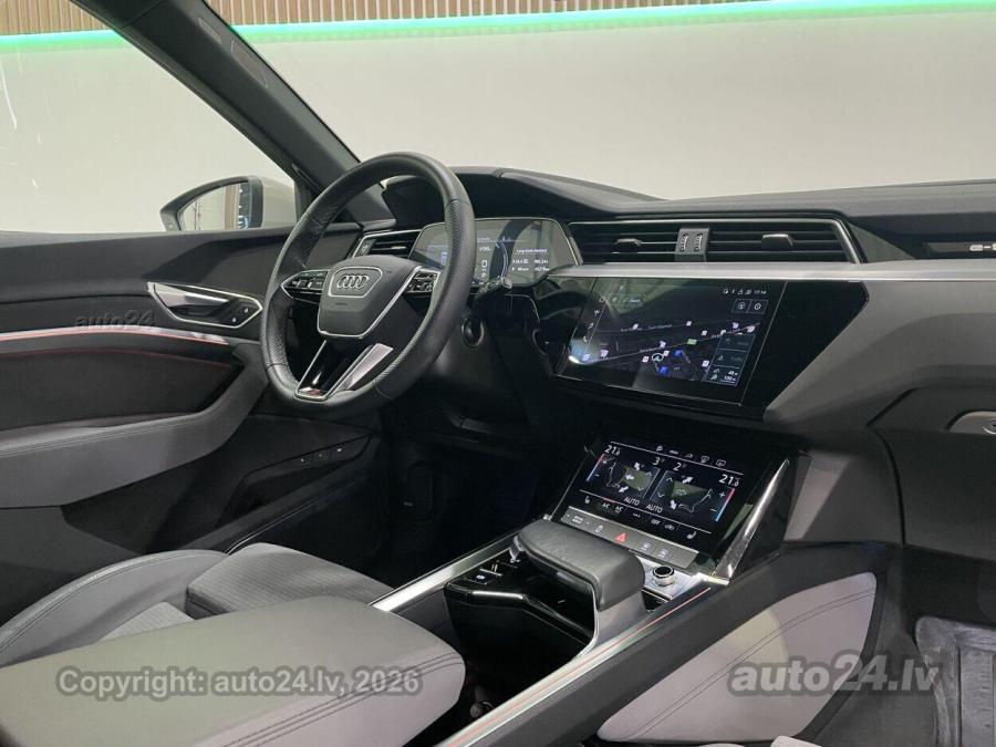 Smilšu krāsa Audi E-Tron 2022 Tallina, ar dzinēja tilpumu 0.00 L un nobraukumu 61 tūkst. km par 35000 €, foto 12 vietnē AUTOMOTO.COM.LV