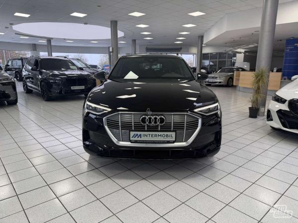 Melns Audi E-Tron 2019 Kauņa, ar dzinēja tilpumu 0.00 L un nobraukumu 67 tūkst. km par 31660 €, foto 2 vietnē AUTOMOTO.COM.LV