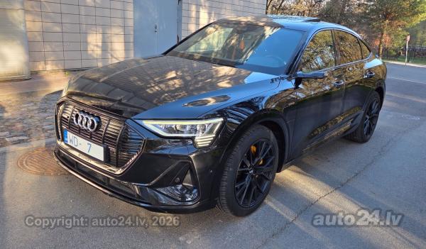 Melns Audi E-Tron 2020 Tallina, ar dzinēja tilpumu 0.00 L un nobraukumu 99 tūkst. km par 30500 €, foto 2 vietnē AUTOMOTO.COM.LV