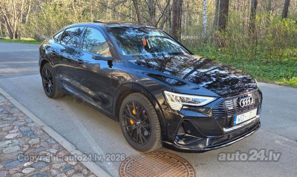 Melns Audi E-Tron 2020 Tallina, ar dzinēja tilpumu 0.00 L un nobraukumu 99 tūkst. km par 30500 €, foto 3 vietnē AUTOMOTO.COM.LV