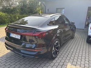 Melns Audi E-Tron 2022 Rīga, ar dzinēja tilpumu 0.00 L un nobraukumu 47 tūkst. km par 43000 €, foto 6 vietnē AUTOMOTO.COM.LV