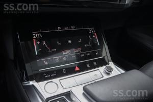 Melns Audi E-Tron 2019 Rīga, ar dzinēja tilpumu 0.00 L un nobraukumu 83 tūkst. km par 25990 €, foto 13 vietnē AUTOMOTO.COM.LV