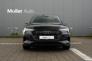 Black Audi E-Tron 2019 in Vilnius, with an engine capacity of 0.00 L and mileage of 101 thousand km for 29150 €, photo 5 on AUTOMOTO.COM.LV