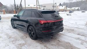 Melns Audi E-Tron 2019 Alīta, ar dzinēja tilpumu 0.00 L un nobraukumu 96 tūkst. km par 19239 €, foto 6 vietnē AUTOMOTO.COM.LV