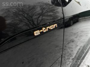 Черный Ауди E-Tron 2019 в Рига, объемом двигателя 0.00 л и пробегом 167 тыс. км за 21950 €, фото 23 на AUTOMOTO.COM.LV