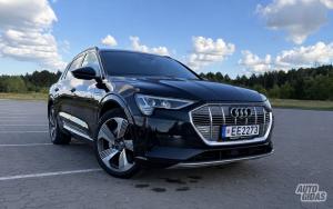 Черный Ауди E-Tron 2019 в Вильнюс, объемом двигателя 0.00 л и пробегом 138 тыс. км за 25000 €, фото  на AUTOMOTO.COM.LV