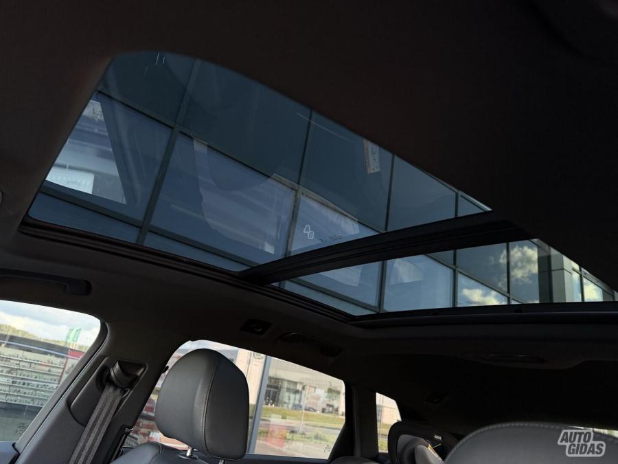 Black Audi E-Tron 2019 in Vilnius, with an engine capacity of 0.00 L and mileage of 138 thousand km for 25000 €, photo 9 on AUTOMOTO.COM.LV