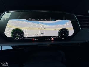 Black Audi E-Tron 2019 in Vilnius, with an engine capacity of 0.00 L and mileage of 138 thousand km for 25000 €, photo 12 on AUTOMOTO.COM.LV