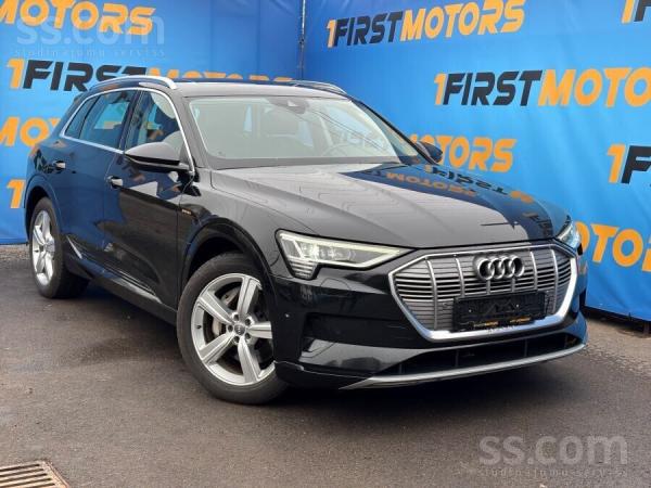 Black Audi E-Tron 2019 in Riga, with an engine capacity of 0.00 L and mileage of 167 thousand km for 19950 €, photo 5 on AUTOMOTO.COM.LV