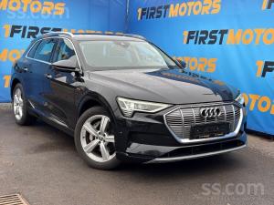 Black Audi E-Tron 2019 in Riga, with an engine capacity of 0.00 L and mileage of 167 thousand km for 19950 €, photo 6 on AUTOMOTO.COM.LV