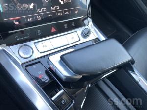 Black Audi E-Tron 2019 in Riga, with an engine capacity of 0.00 L and mileage of 167 thousand km for 19950 €, photo 17 on AUTOMOTO.COM.LV