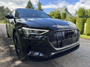 Melns Audi E-Tron 2019 Alīta, ar dzinēja tilpumu 0.00 L un nobraukumu 244 tūkst. km par 21999 €, foto  vietnē AUTOMOTO.COM.LV
