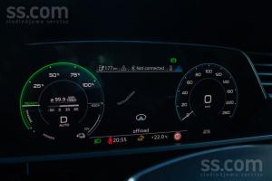 Черный Ауди E-Tron 2019 в Елгава, объемом двигателя 0.00 л и пробегом 176 тыс. км за 19600 €, фото 12 на AUTOMOTO.COM.LV