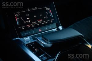 Черный Ауди E-Tron 2019 в Елгава, объемом двигателя 0.00 л и пробегом 176 тыс. км за 19600 €, фото 16 на AUTOMOTO.COM.LV