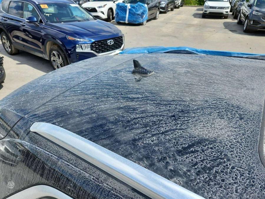 Black Audi E-Tron 2019 in Vilnius, with an engine capacity of 0.00 L and mileage of 130 thousand km for 14400 €, photo 12 on AUTOMOTO.COM.LV