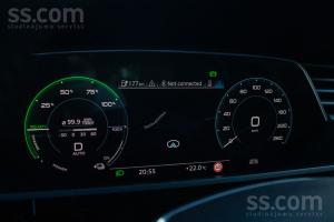 Черный Ауди E-Tron 2019 в Елгава, объемом двигателя 0.00 л и пробегом 178 тыс. км за 20900 €, фото 12 на AUTOMOTO.COM.LV