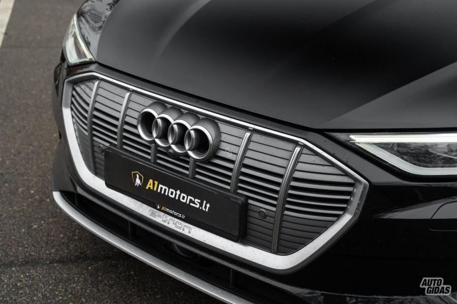 Melns Audi E-Tron 2019 Viļņa, ar dzinēja tilpumu 0.00 L un nobraukumu 84 tūkst. km par 28900 €, foto 5 vietnē AUTOMOTO.COM.LV